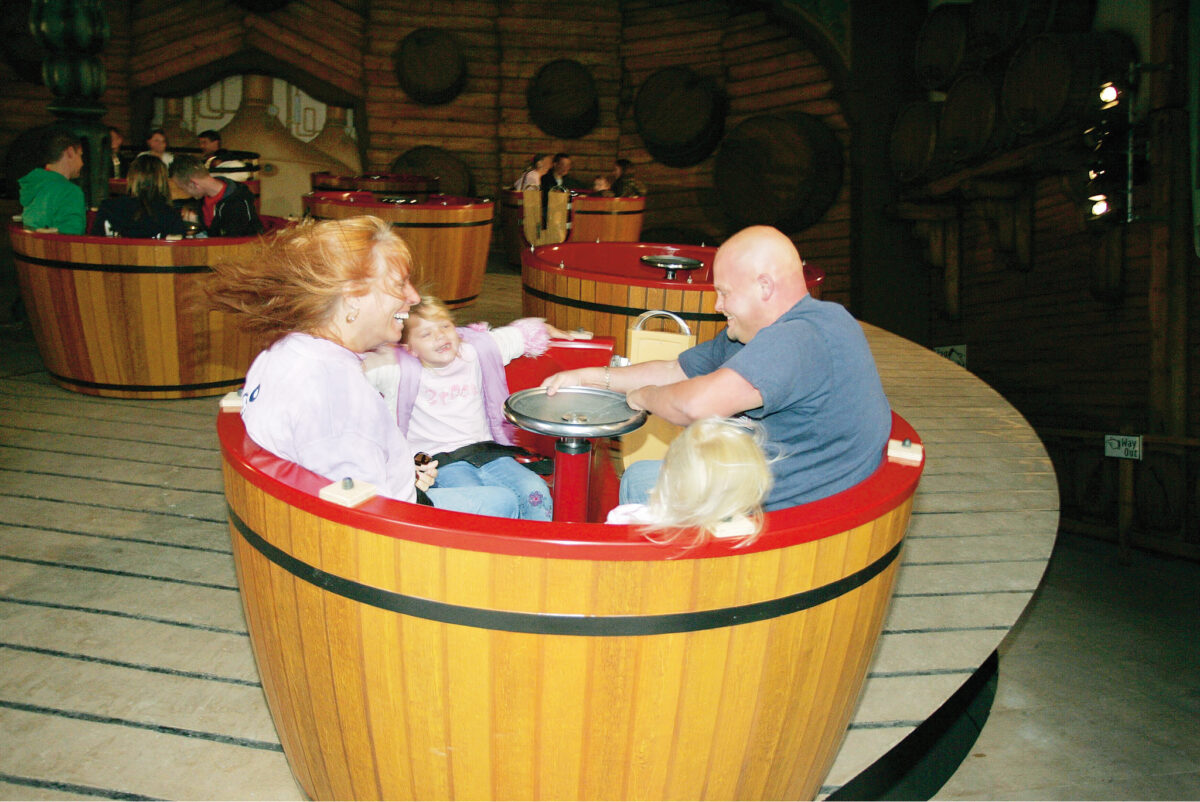 Drunken Barrels - Intamin Amusement Rides