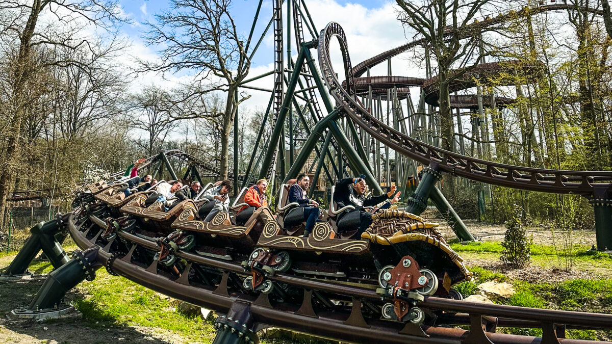 Toutatis - Intamin Amusement Rides