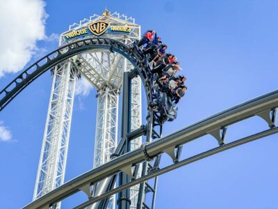 BATMAN Gotham City Escape - Intamin Amusement Rides