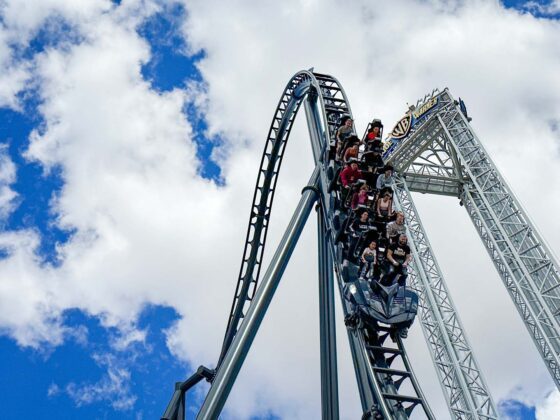BATMAN Gotham City Escape - Intamin Amusement Rides